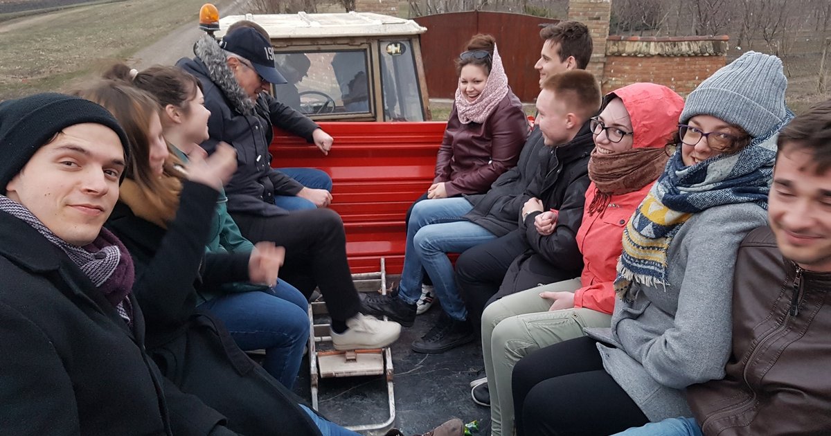 Parókia – Az összetartozás megmarad